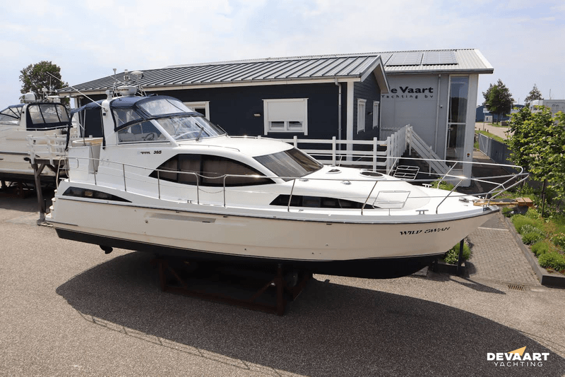 De Vaart Yachting - Nimbus Sealine Paragon Aquador Boats