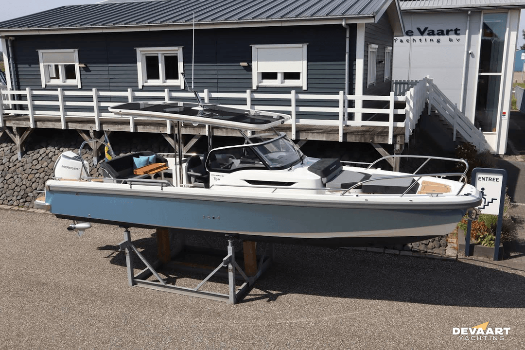 De Vaart Yachting - Nimbus Sealine Paragon Aquador Boats