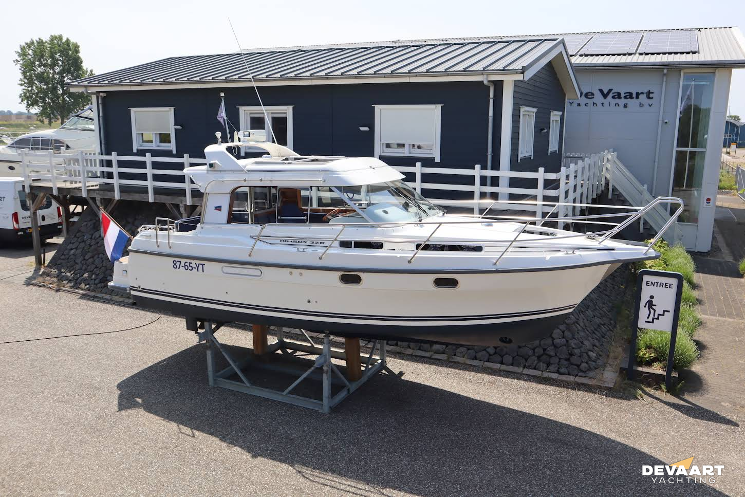 Nimbus 320 Coupe - De Vaart Yachting