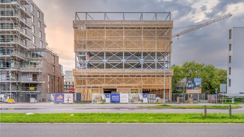 Mobiliteitshub Elements Haarlem nadert oplevering