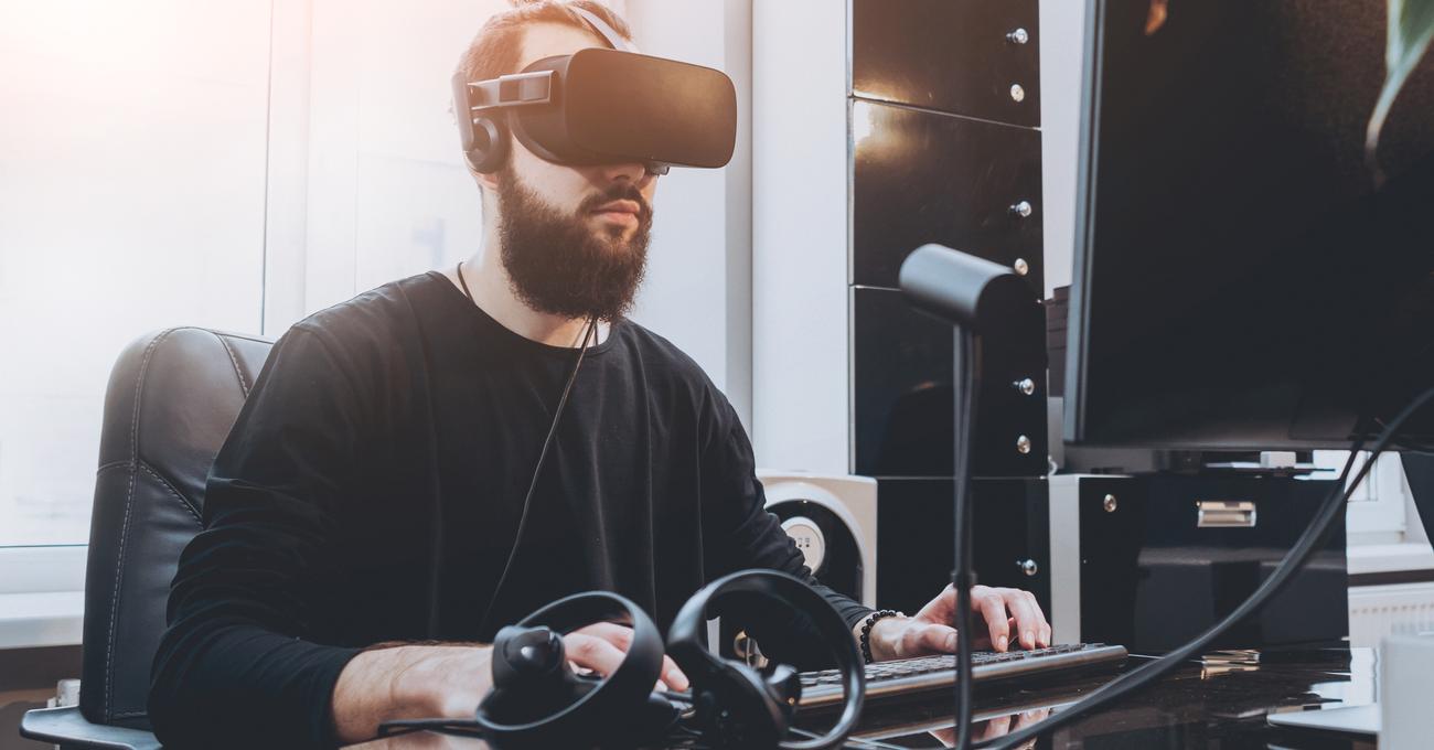 How To Cast Oculus Quest 2 To Samsung TV | Retire Fearless