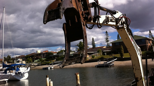 Gold Coast Barges | Barge Hire | Revetment Walls | Jetty Maintenance