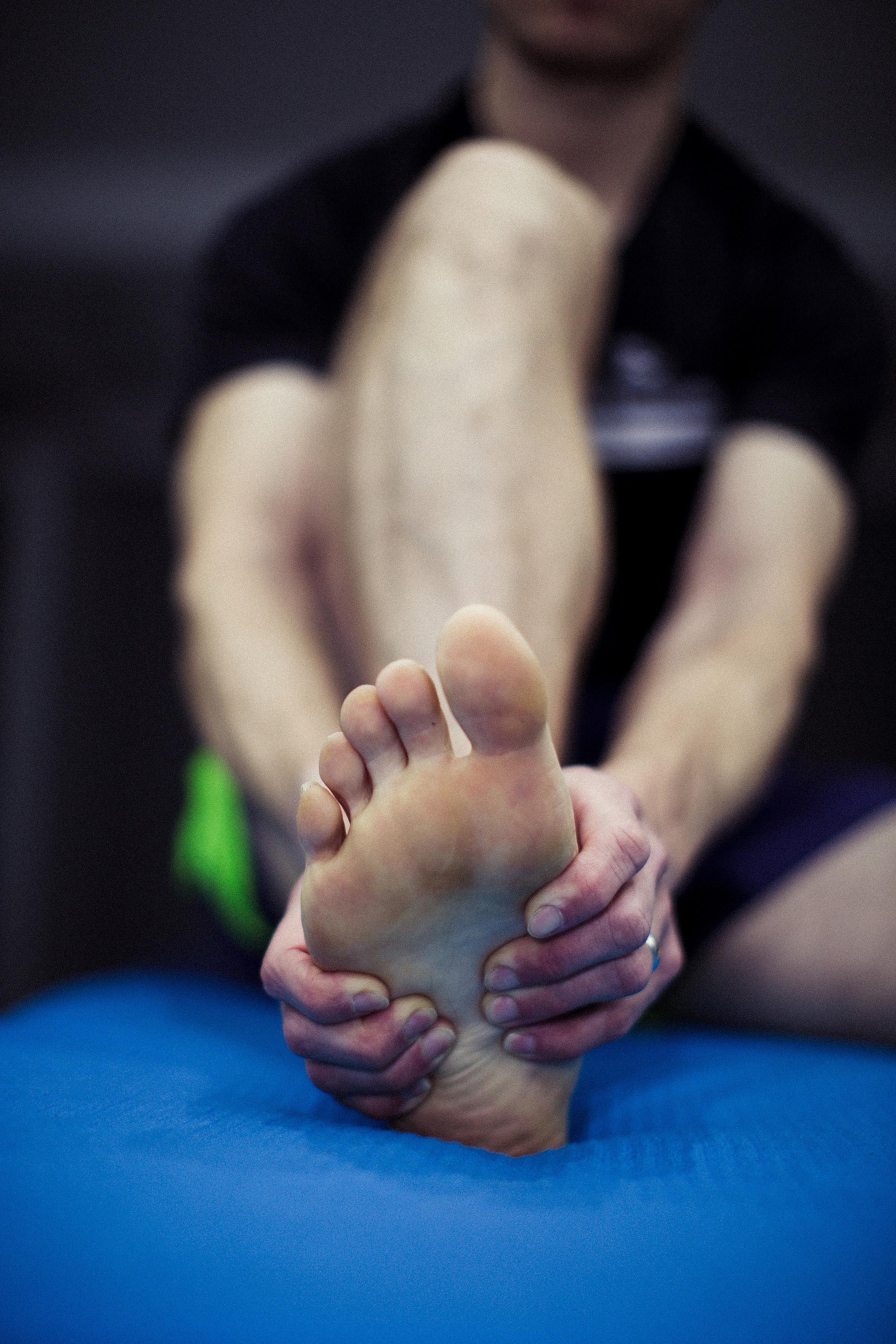 Common Walking Injuries: Sprained Ankle - Articles & Advice | White ...
