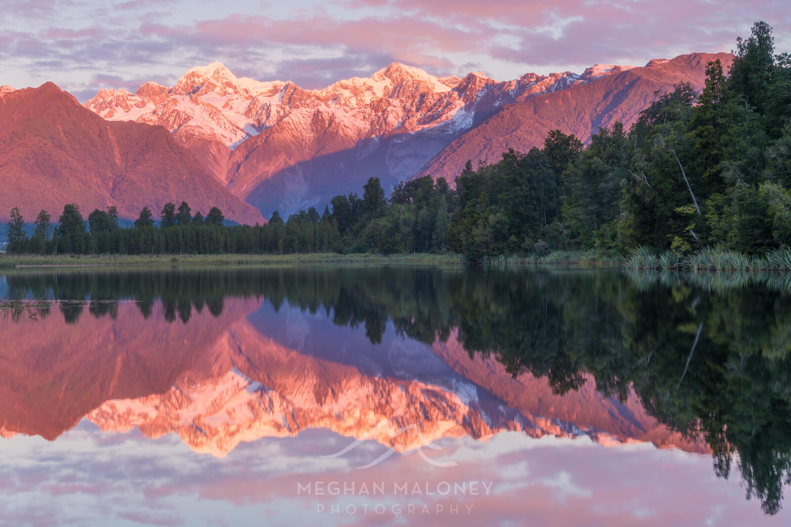 NZ's Perfect Reflection at Lake Matheson: A Guide to Capturing The Best ...