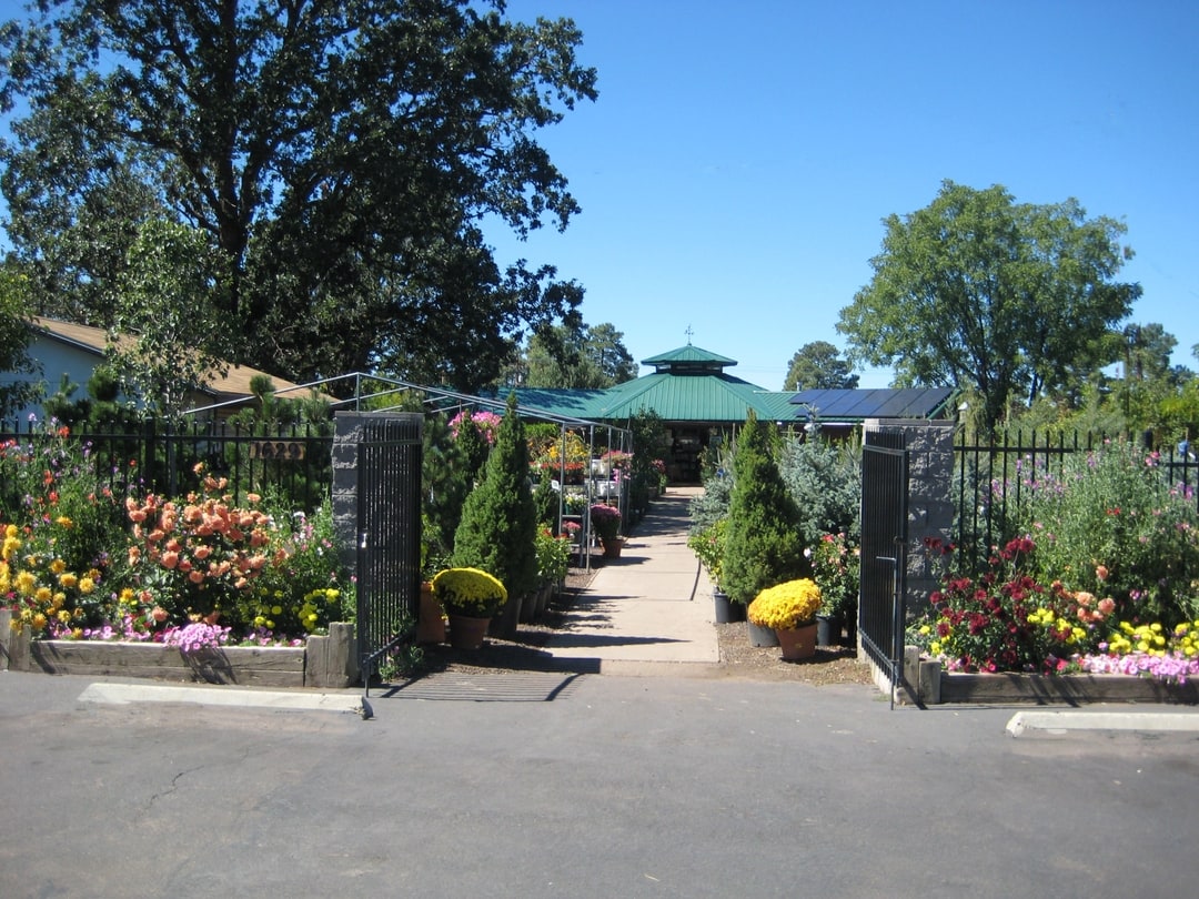 Contact Christopher's Gardens Nursery