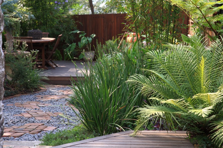 A RUSTIC COURTYARD IN GLEBE Inner West Landscape architecture | CALDesign