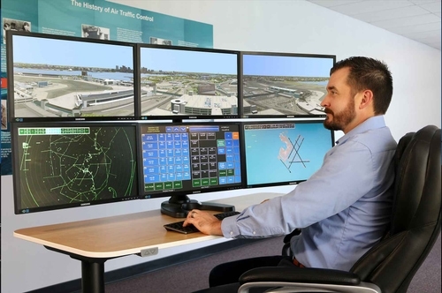 MaxSim: Air Traffic Control Simulation