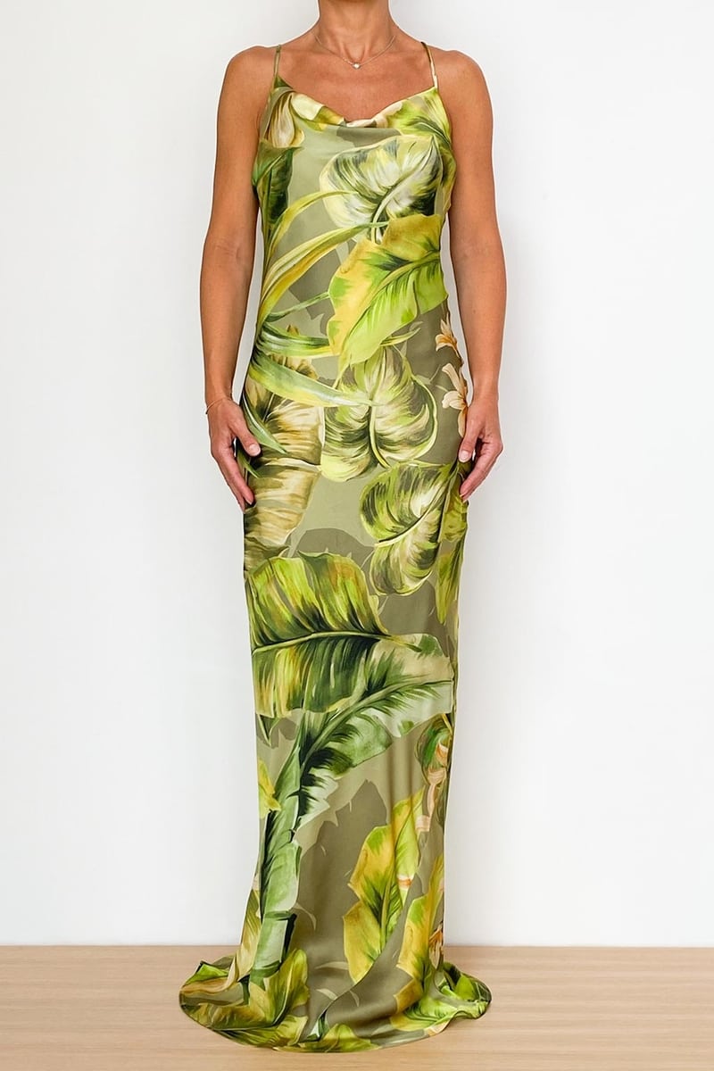 Abito Lungo a Sirena in Seta con Fantasia Giungla Verde | NUVOLA