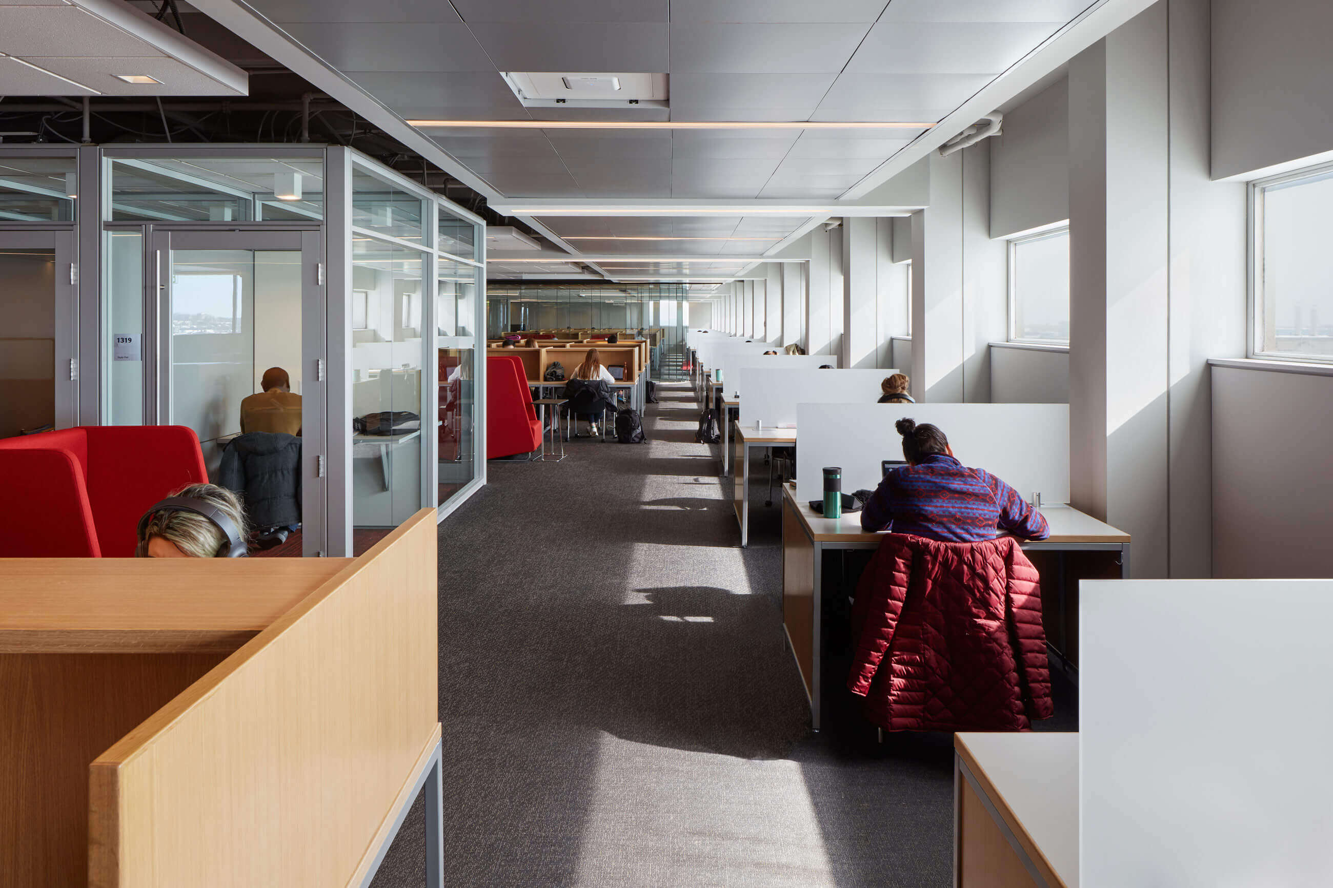 Alumni Medical Library | Finegold Alexander Architects
