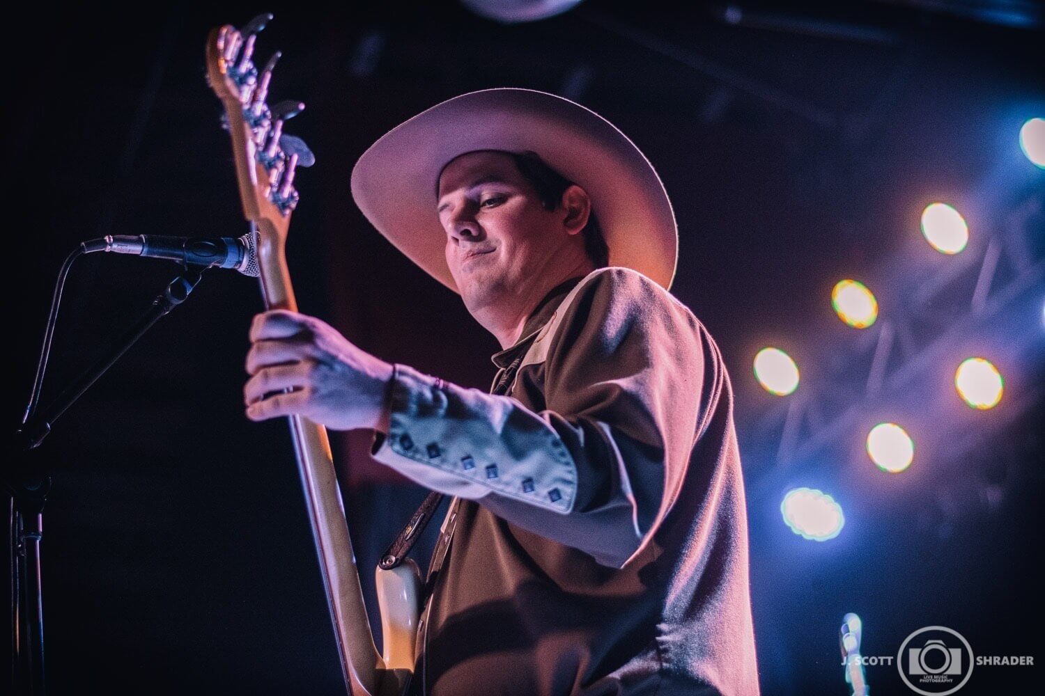 Adam Higgins | Session Musician