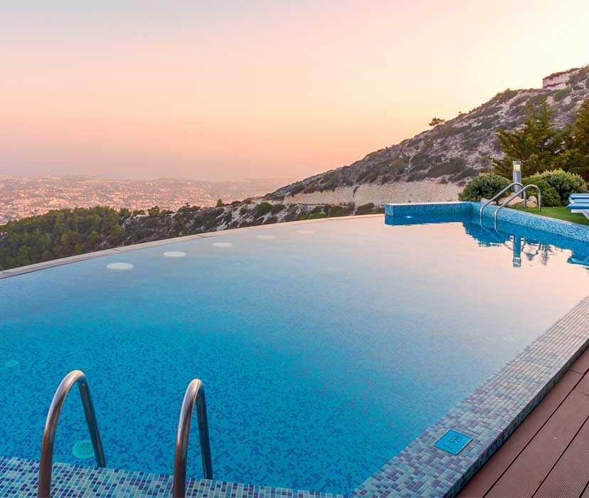 Holiday & Travel Prize Promotion Partner | Prize Professionals