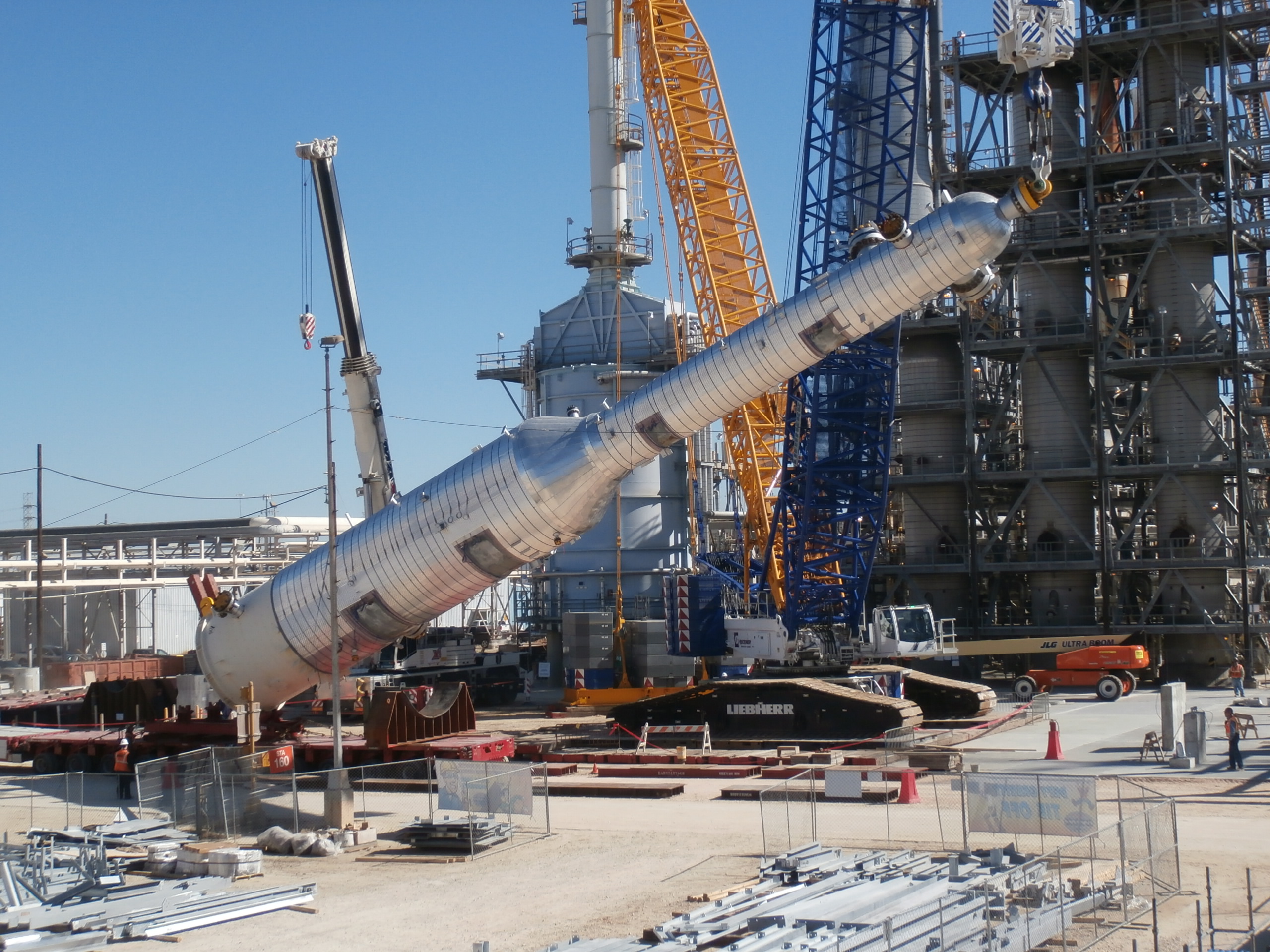 ExxonMobil - Baytown Lubes Expansion Project | Performance Contractors