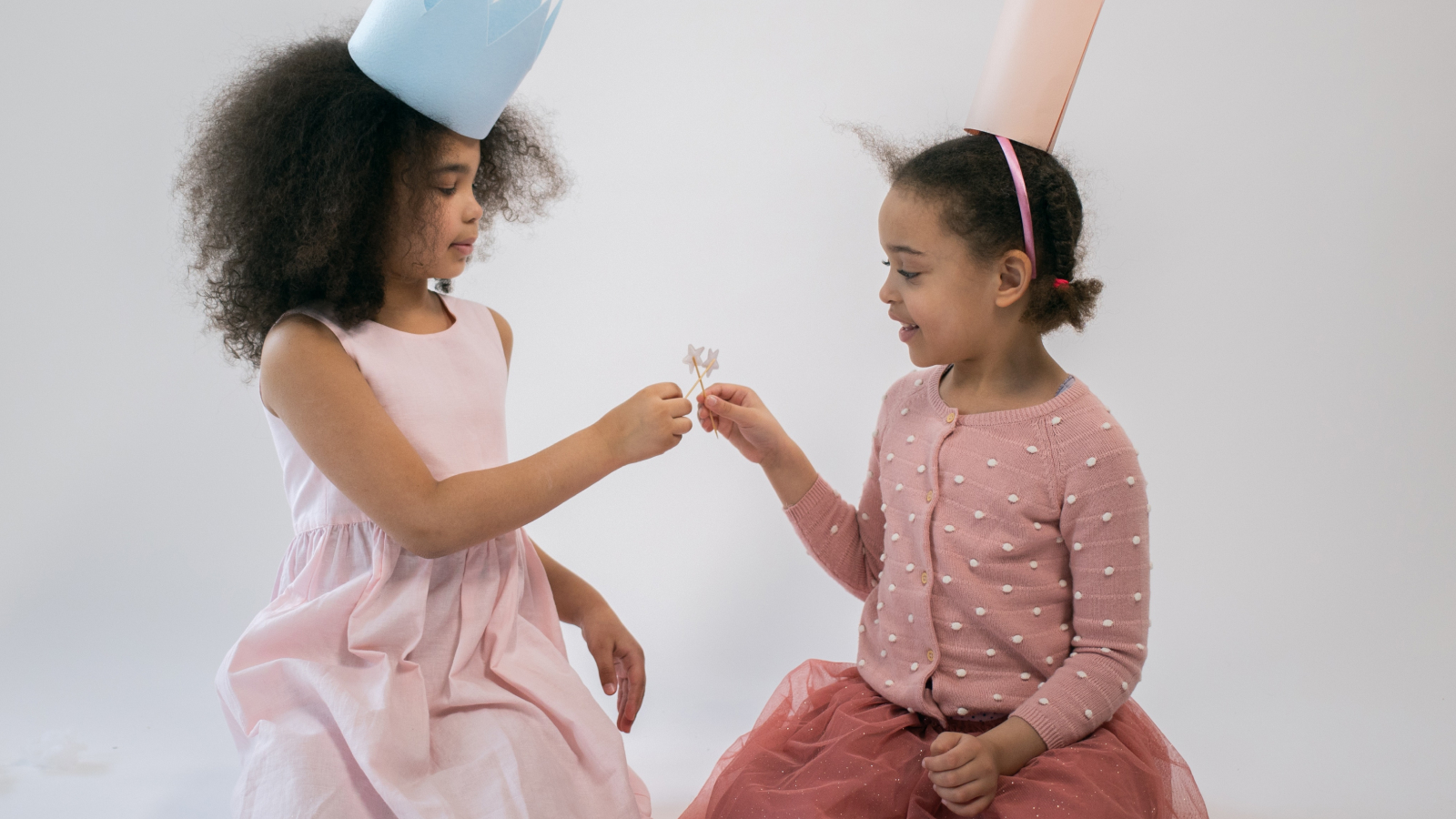 Empowering our girls: Is playing dress-up still ok? | Sawyer Blog