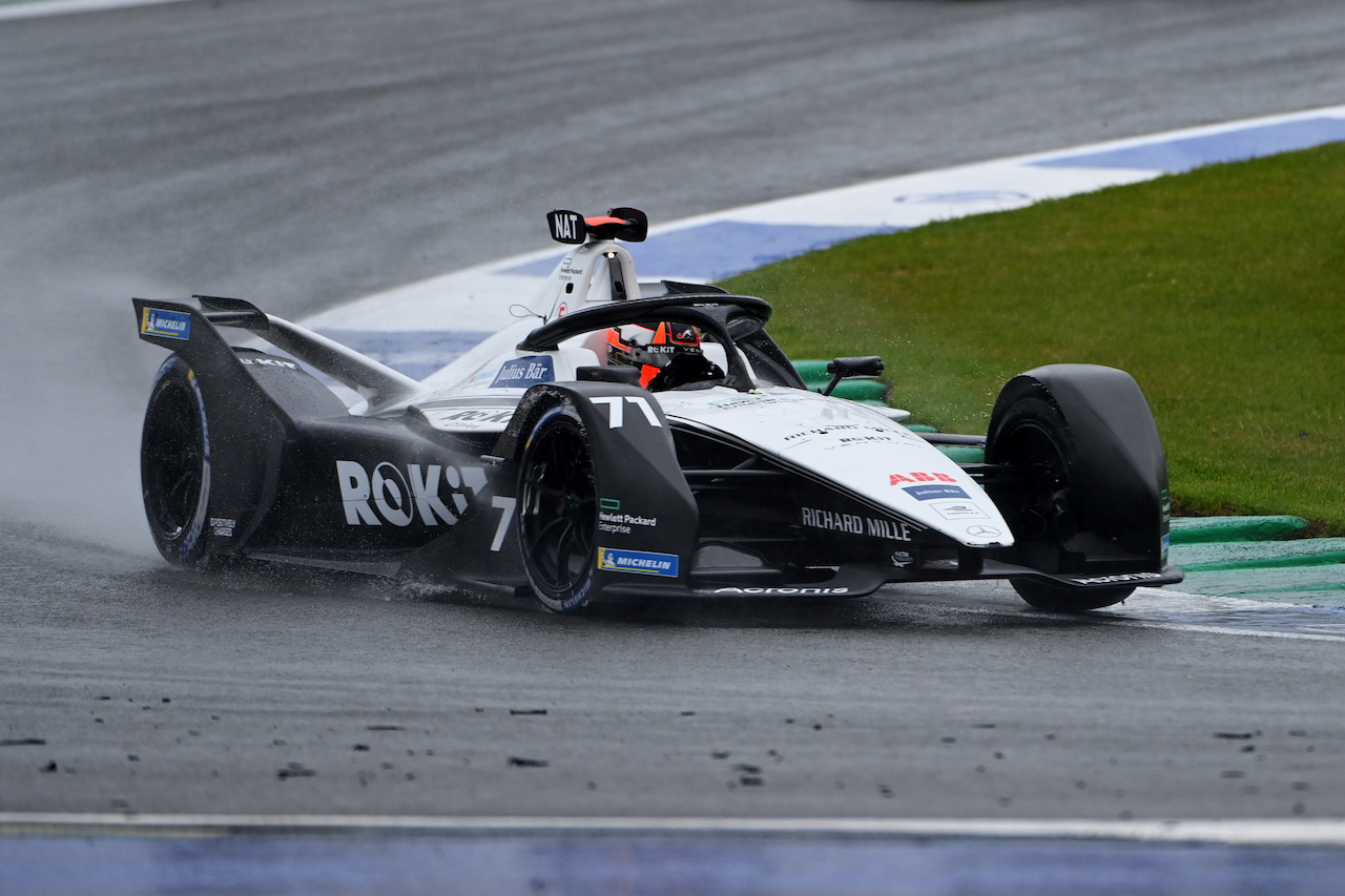 ROKiT Venturi Racing Endures Challenging Day in Valencia | Maserati MSG ...