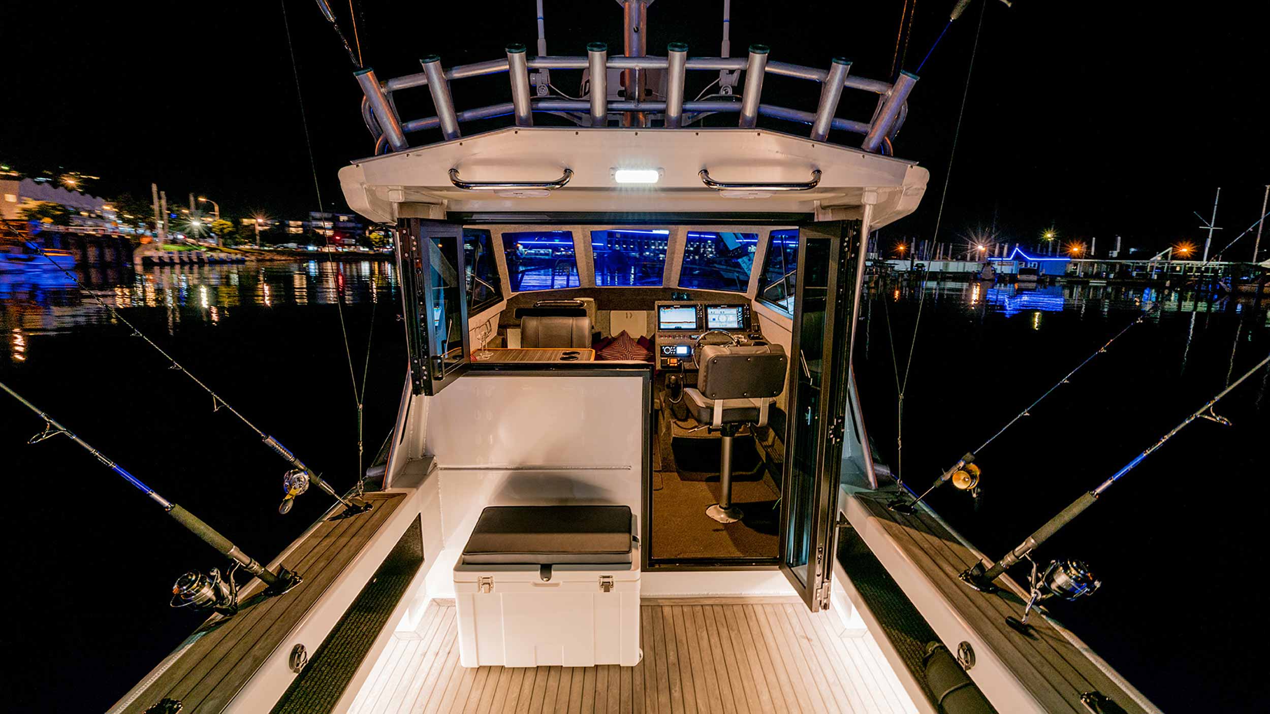 Dickey Boats Custom 750