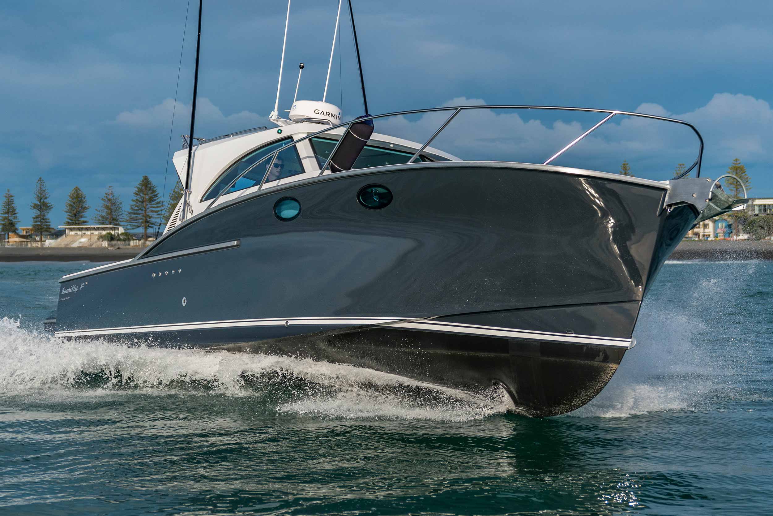 Dickey Boats Semifly 32