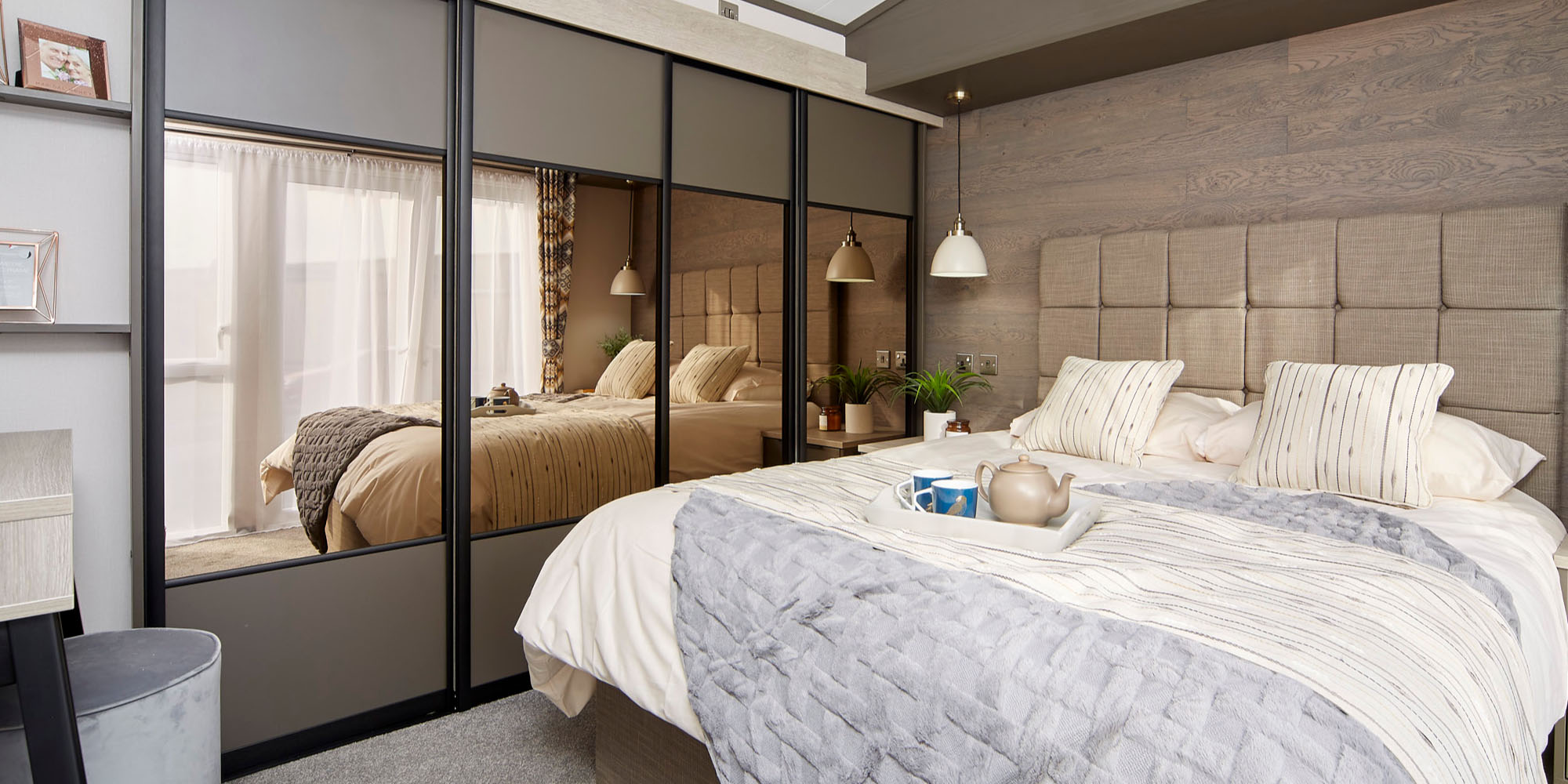 About Concept Sliding Solutions