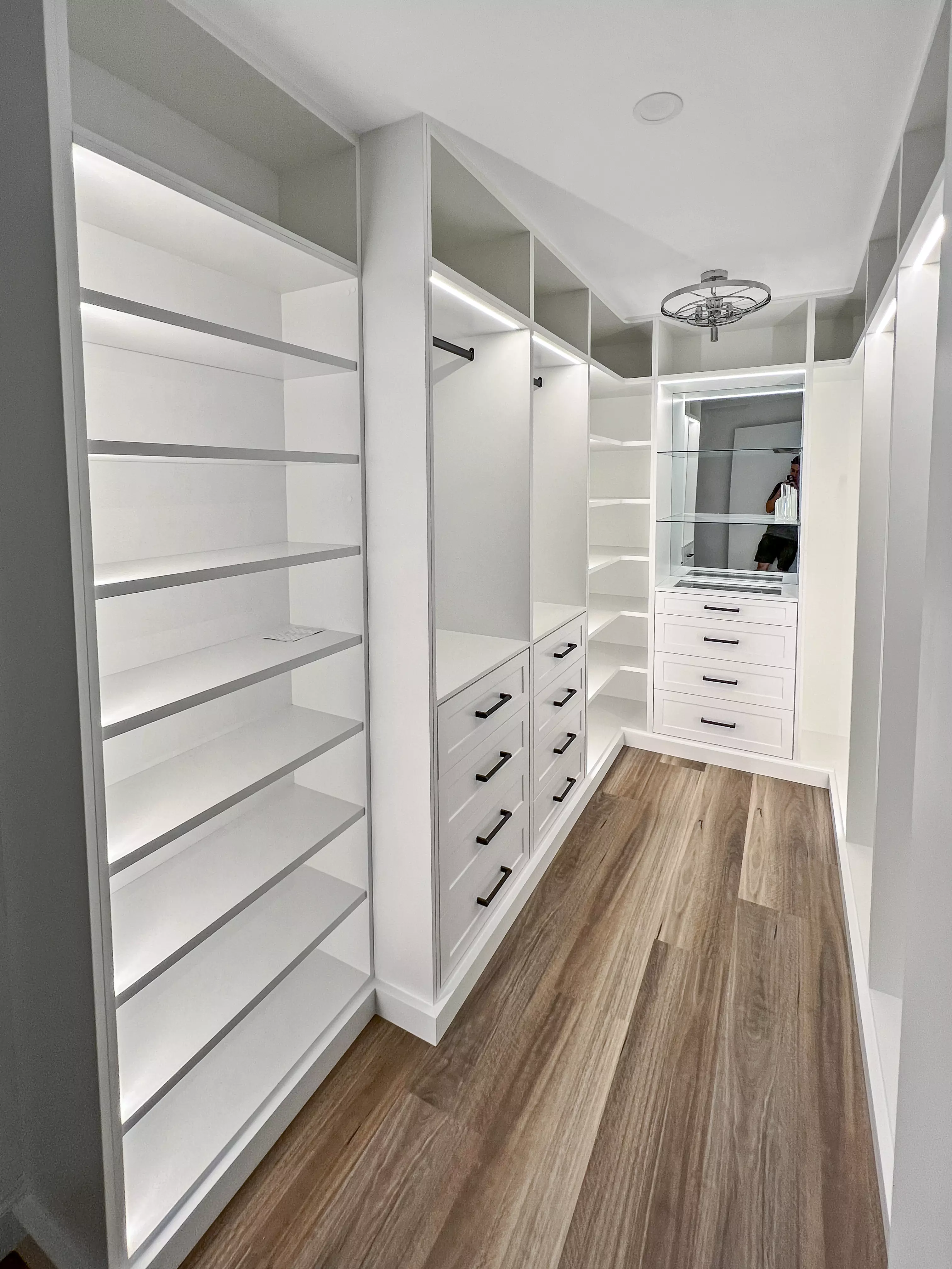 Custom Built In Wardrobes Sydney | Silva Wardrobe Co.