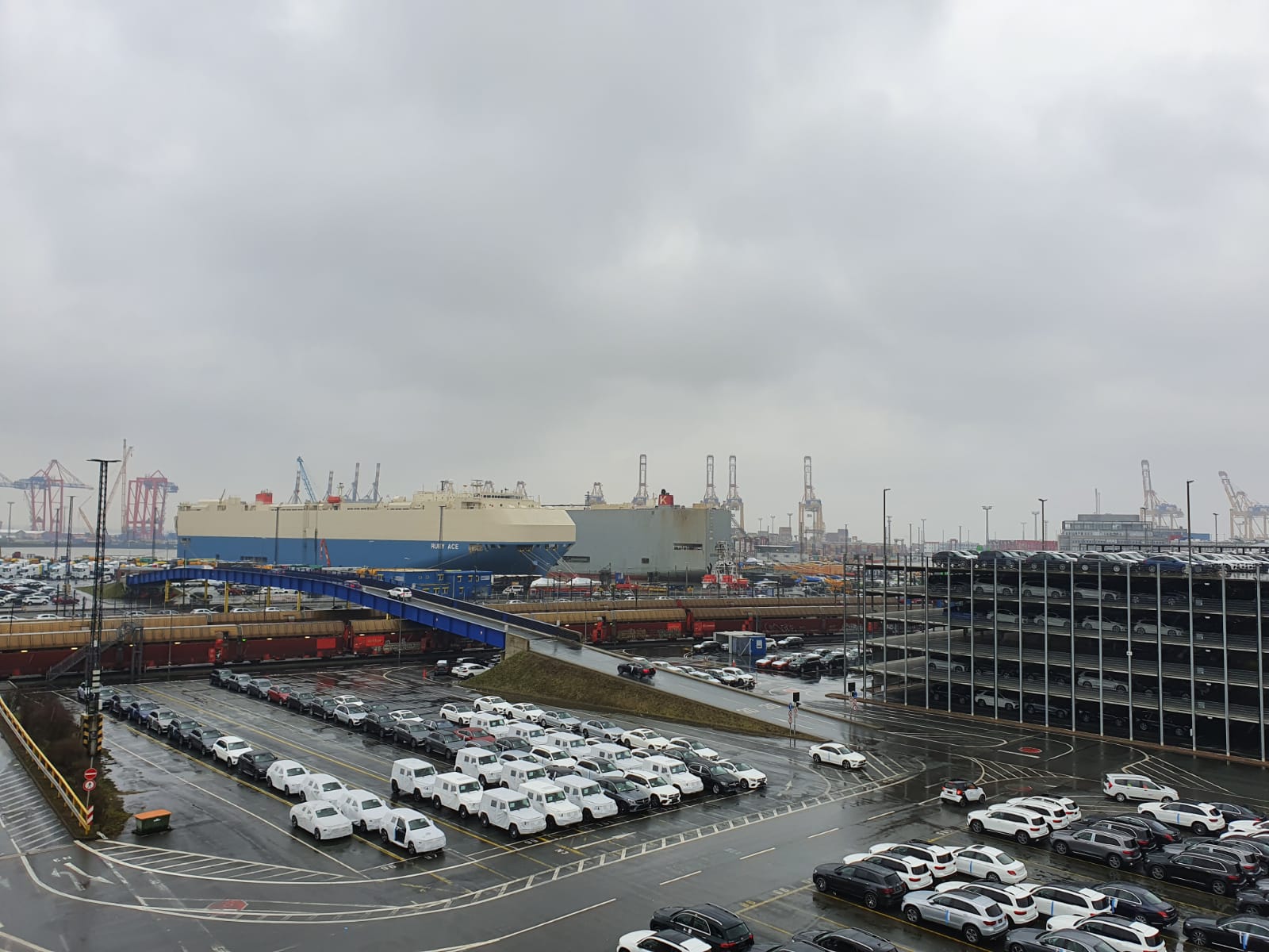 Ro-Ro Shipping | Car & Caravan Transport | Unsworth RV