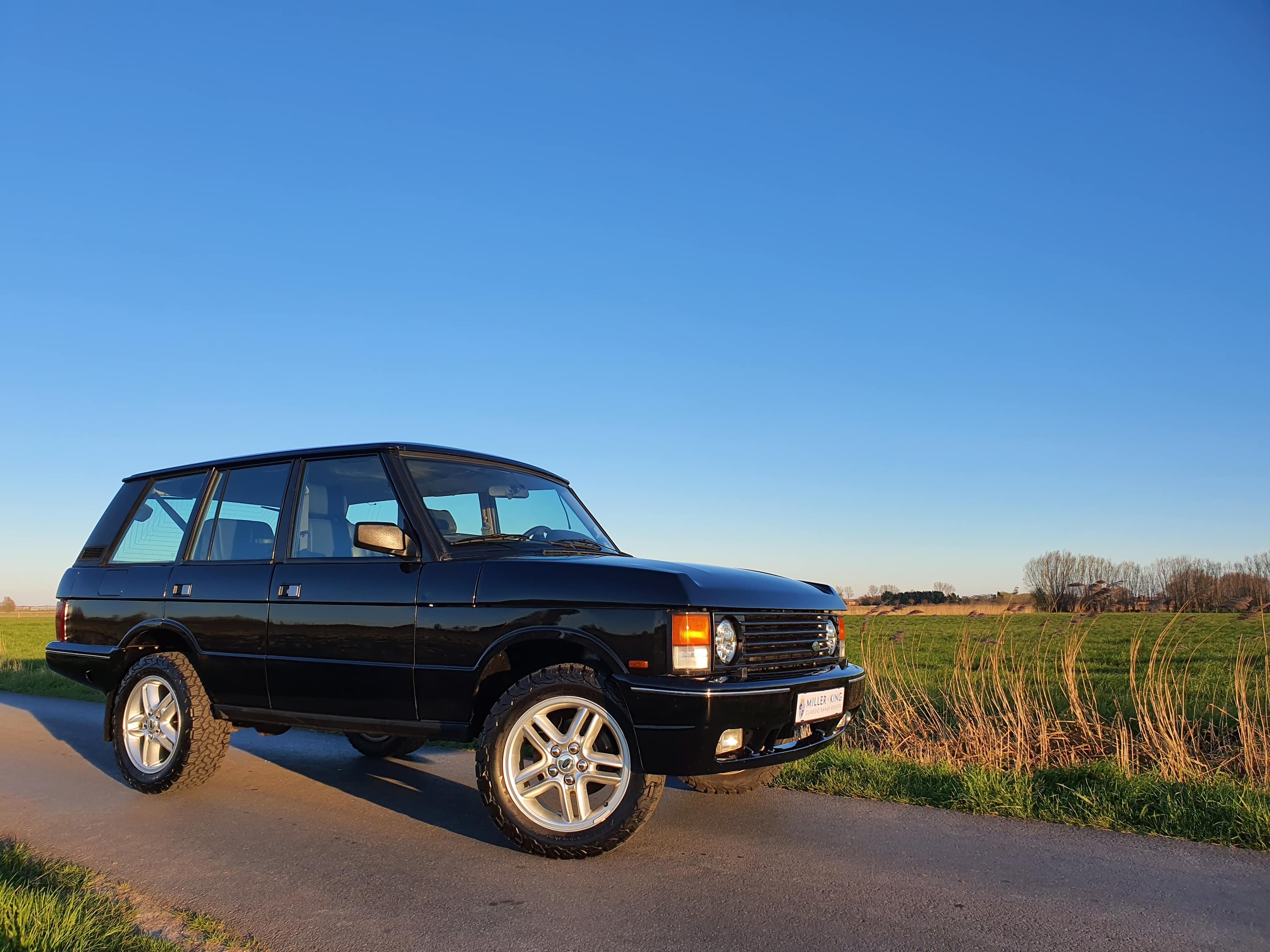 Miller & King - Classic Range Rovers
