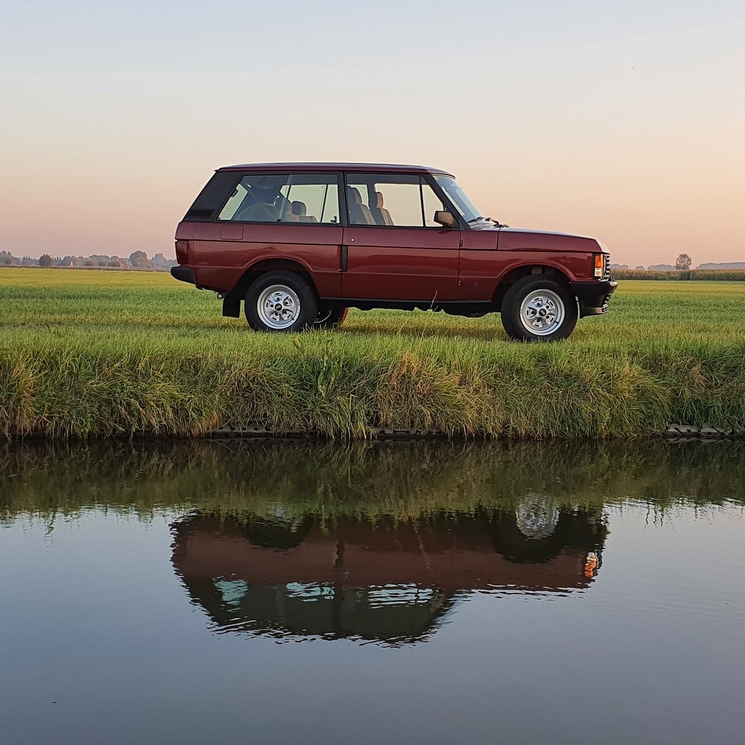 Miller & King - Classic Range Rovers