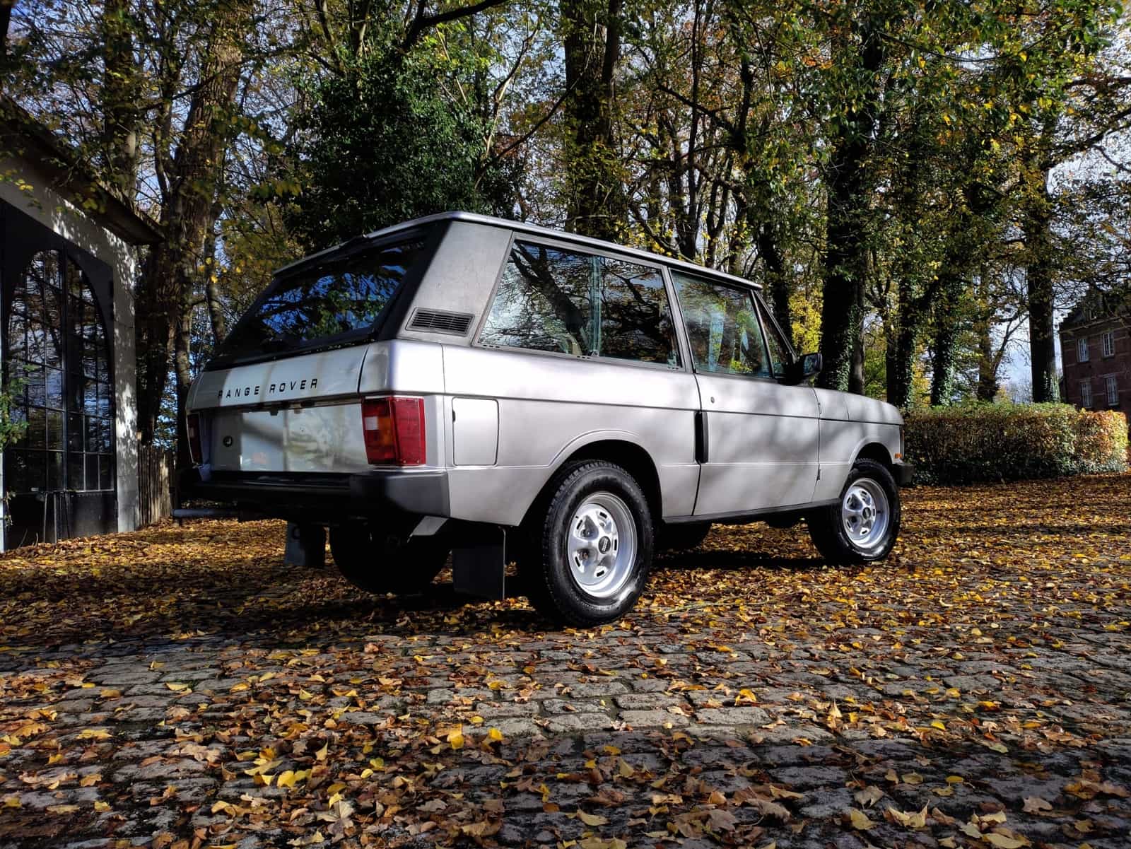 Miller & King - Classic Range Rovers