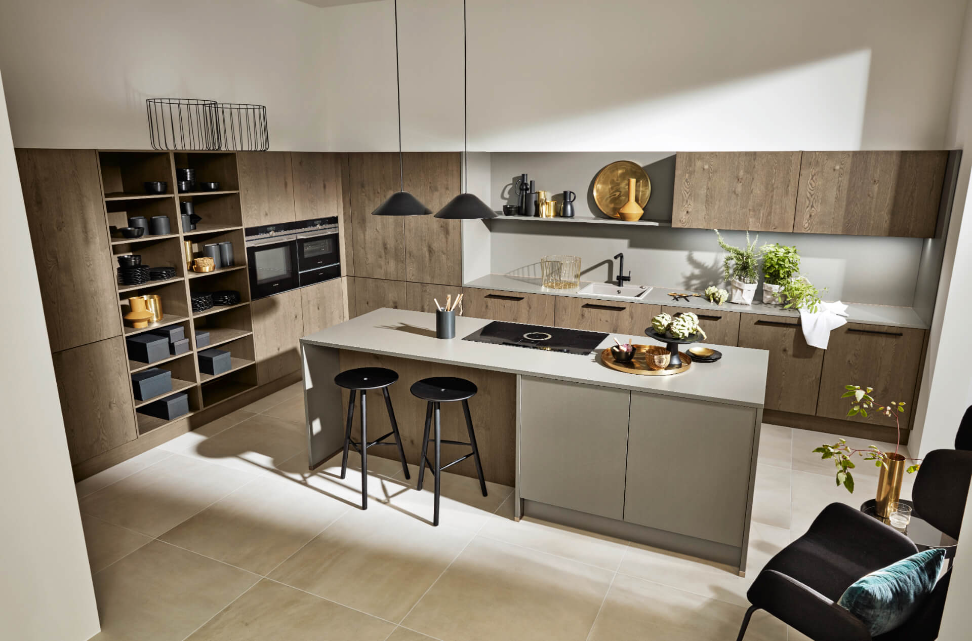 Tavola Kitchen Fitting - MB Kitchens & Bathrooms