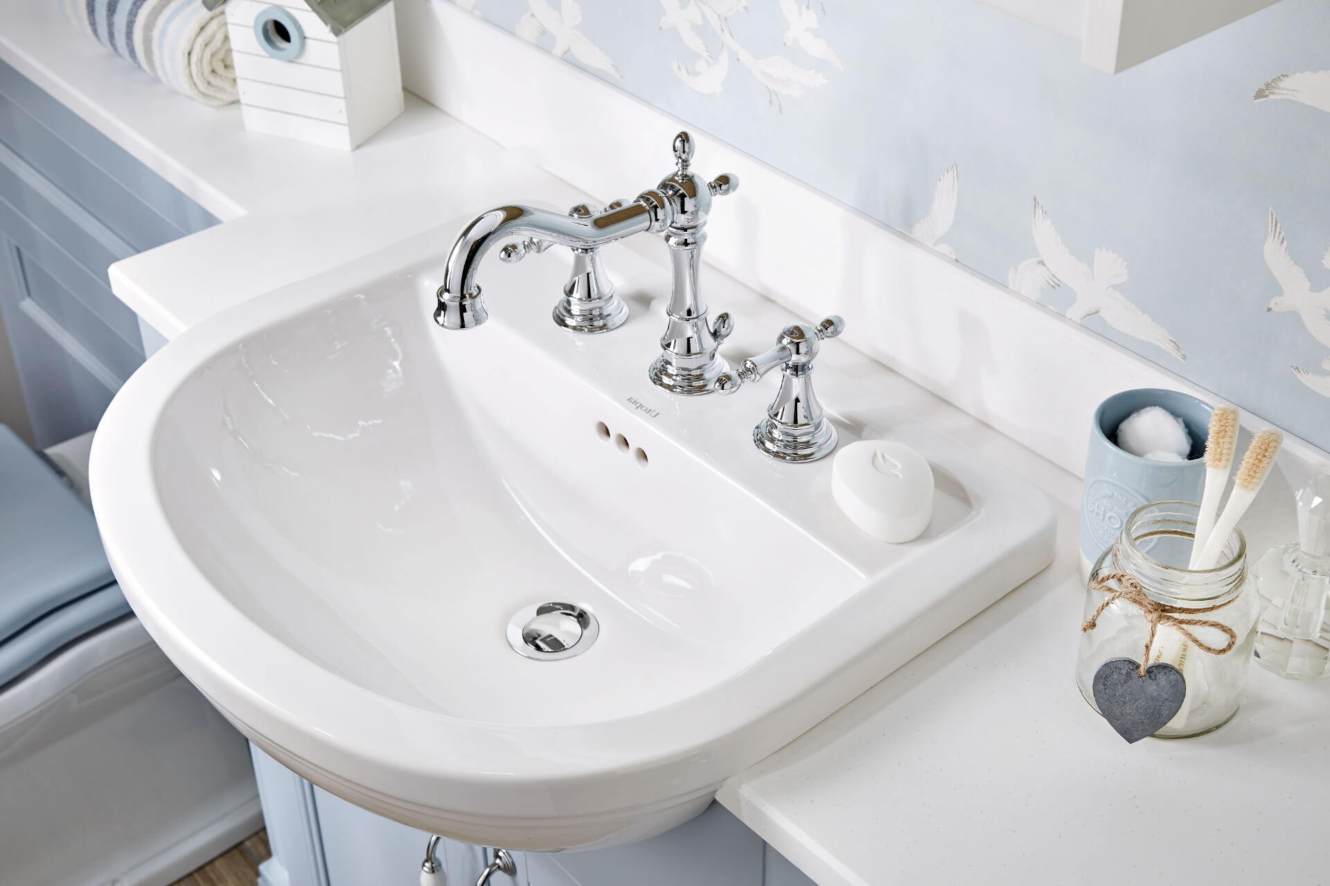 Roseberry Bathroom Fitting - MB Kitchens & Bathrooms