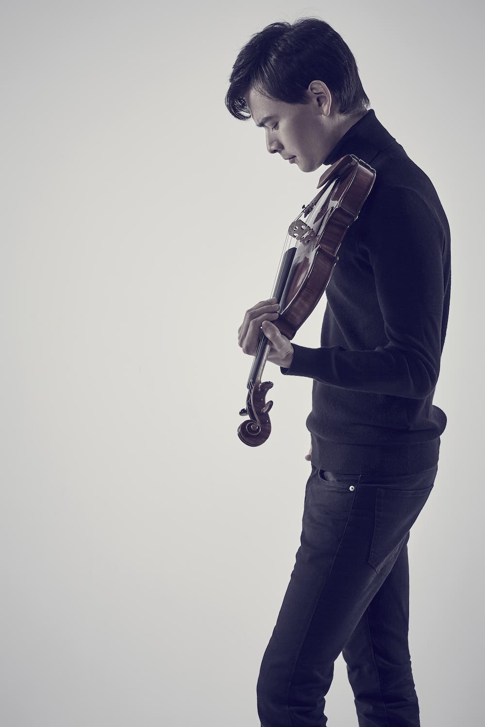 Stefan Jackiw discusses overcoming injury on the Mind Over Finger Podcast