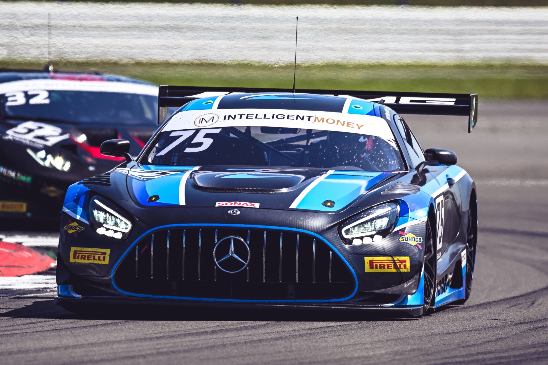 Strong showing on Silverstone return for 2 Seas Motorsport