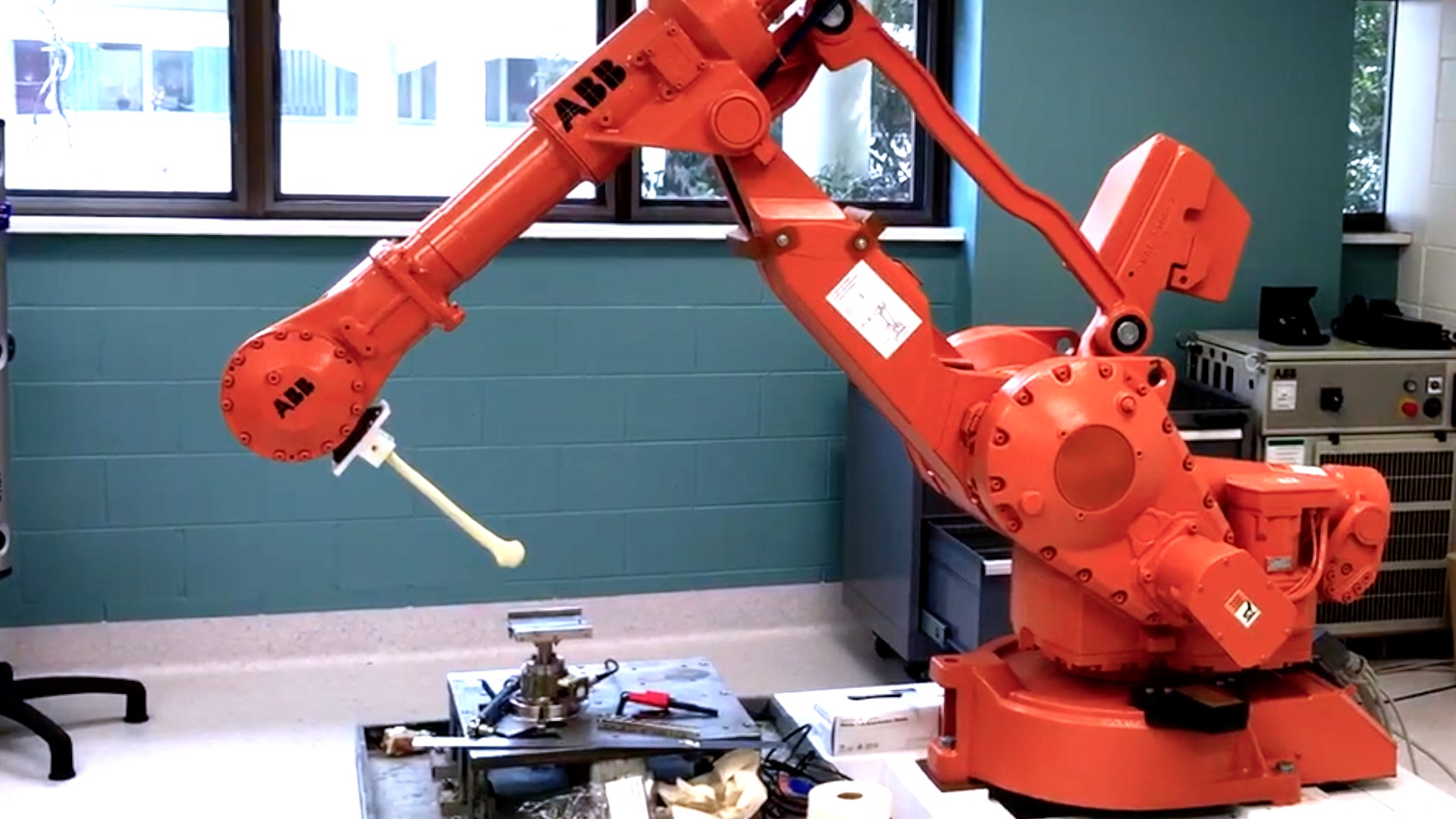 QUT Shoulder Research Group - Shoulder Clinic