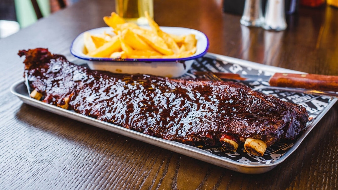 The Furry Cow - New England Motor Lodge | Glen Innes NSW