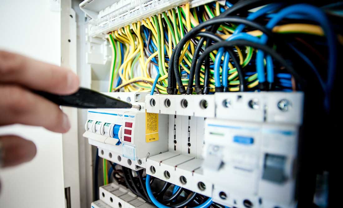 Elektrische installatie aanleggen - thuis en bedrijf