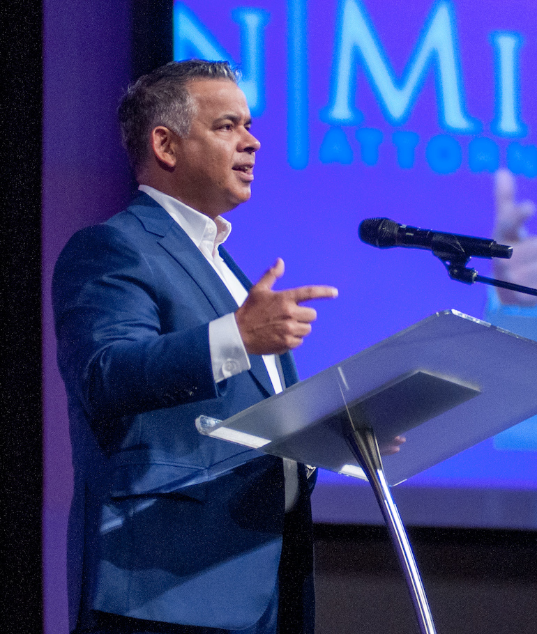 Speaking | Julio Melara