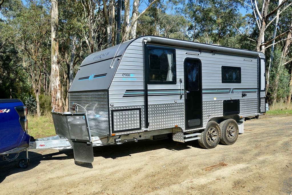 Review: Evernew E900 ATX 2021 | Evernew Caravans