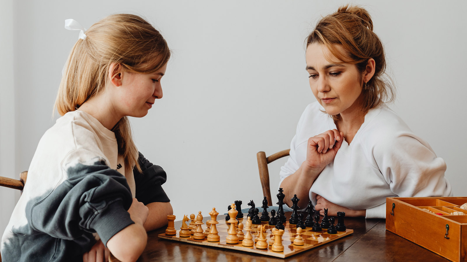 How to teach chess to kids | Chess set for kids & lesson plan