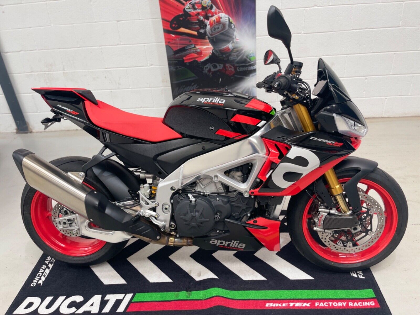 2021 APRILIA TUONO V4 1100 FACTORY LOW MILEAGE 1000 Miles PX Swap ...