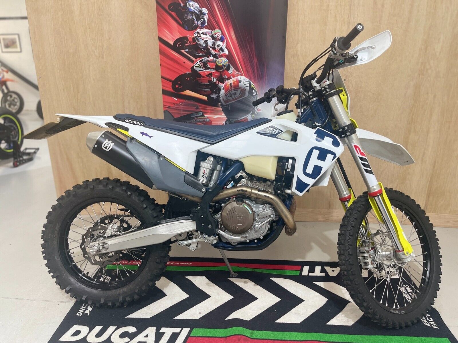 2020 Husqvarna FE501 33 Hours 900 Miles 33 Hours New Rear Tyre PX Swap ...