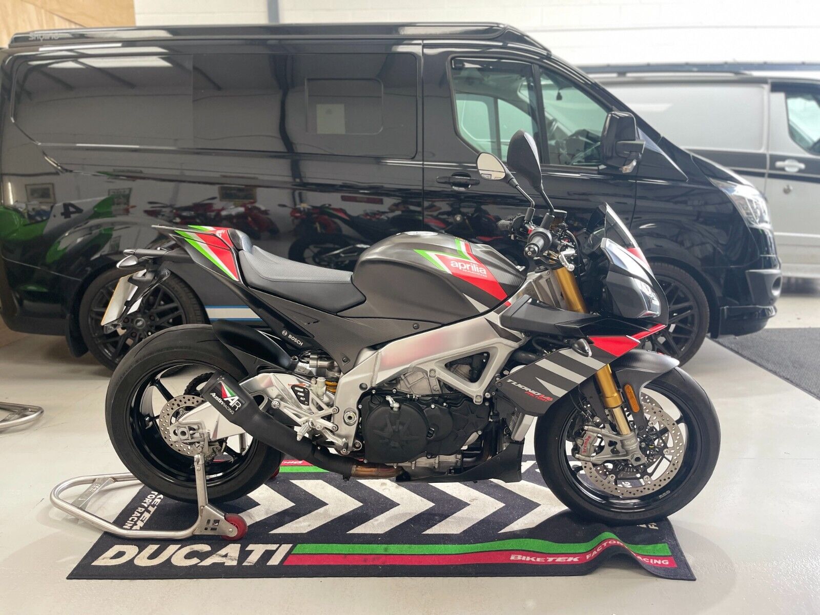 Aprilia Tuono V4 1100 Factory 2020 2000 Miles Austin Racing Map PX Swap ...