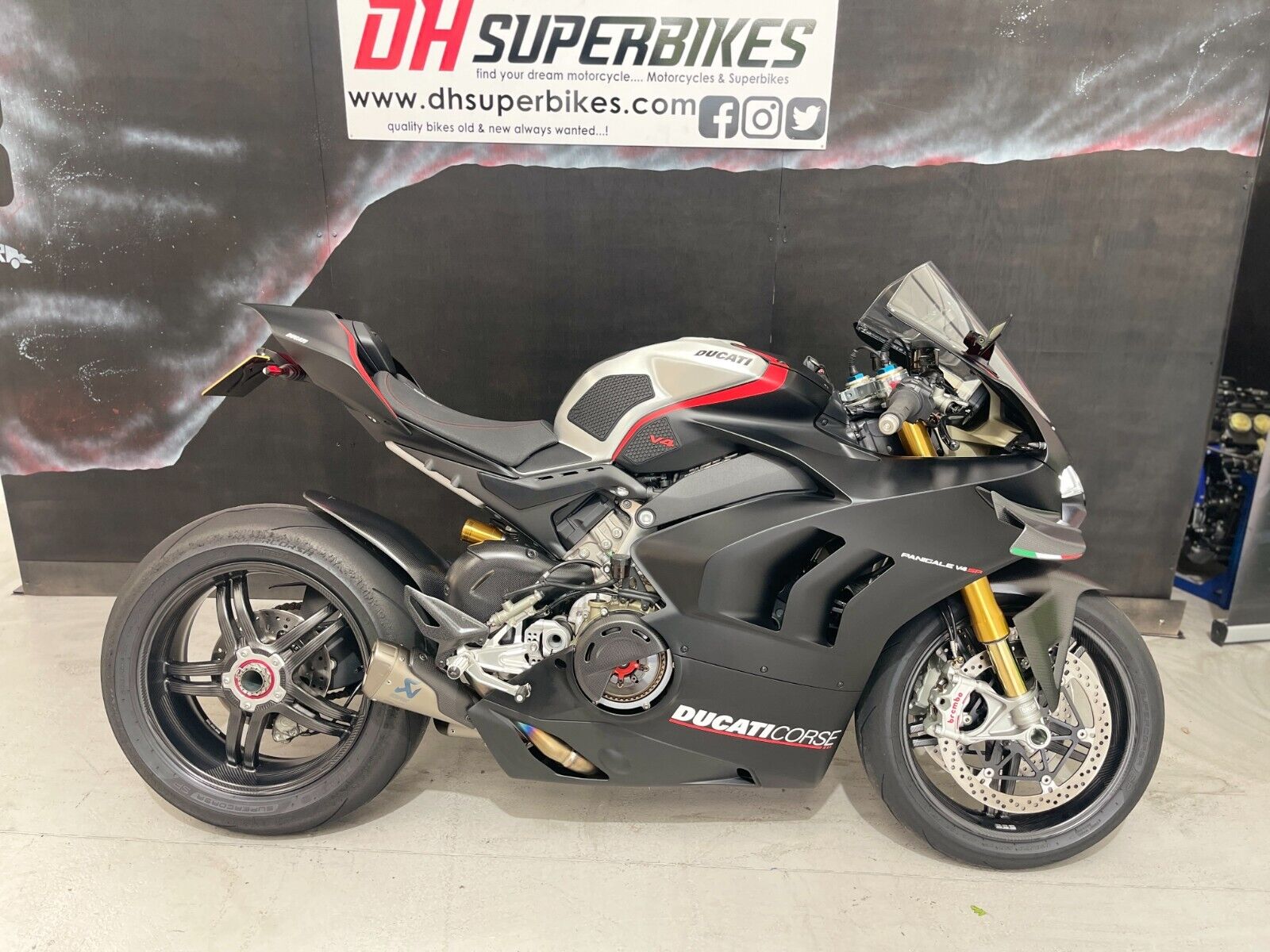 2021 DUCATI PANIGALE V4 SP LOW MILES Full Akrapovic System Rizoma ...