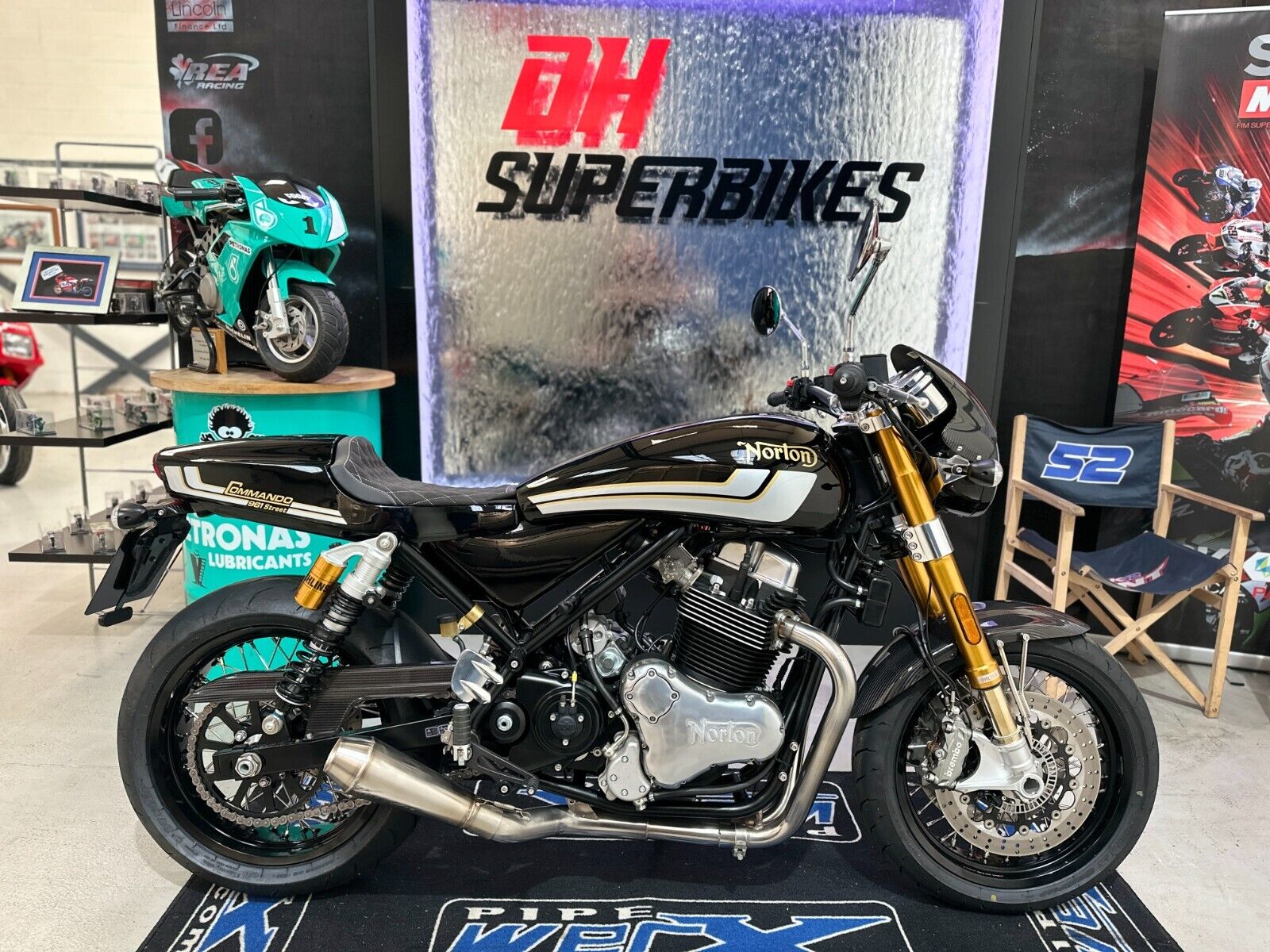 Norton Commando 961 Commando Street ULTRA RARE 1 OF 50 MADE COLLECTOR ...