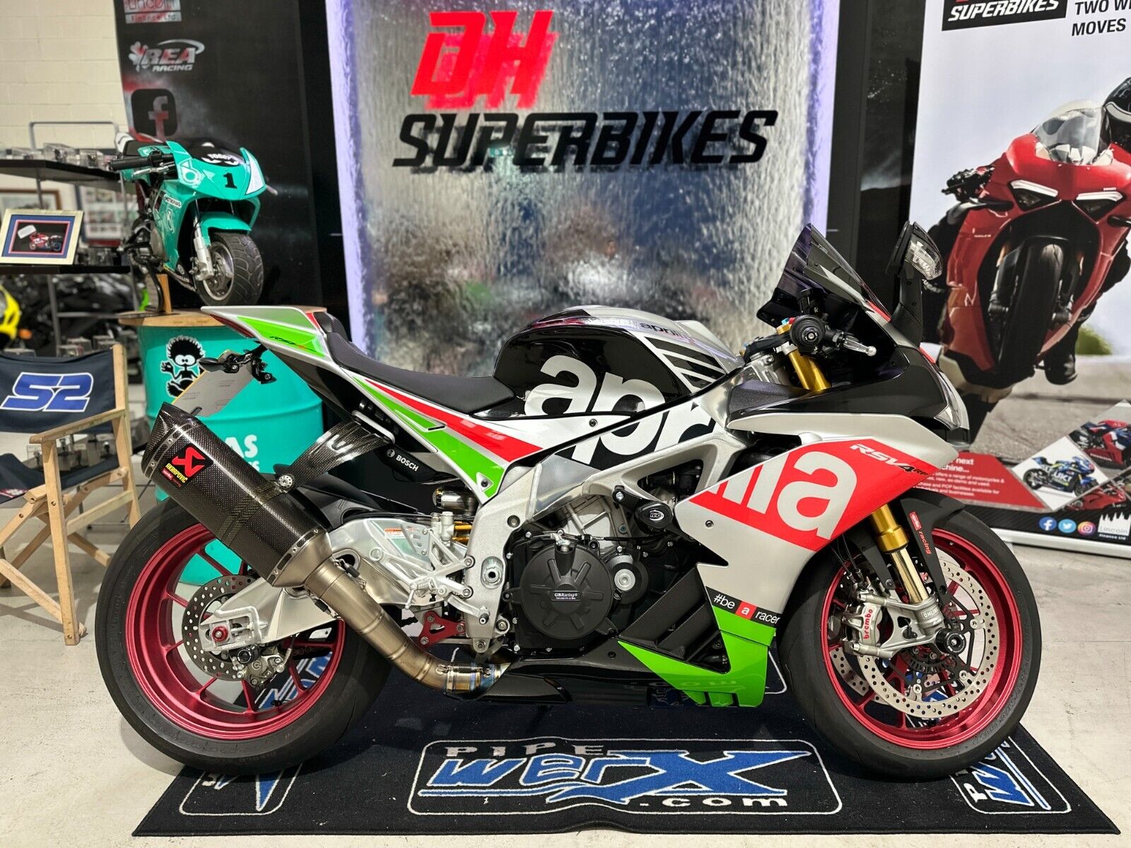 Aprilia RSV4 1000 RF 2017 3300 Miles AKRAPOVIC FULL SYSTEM PX SWAP APRILIA