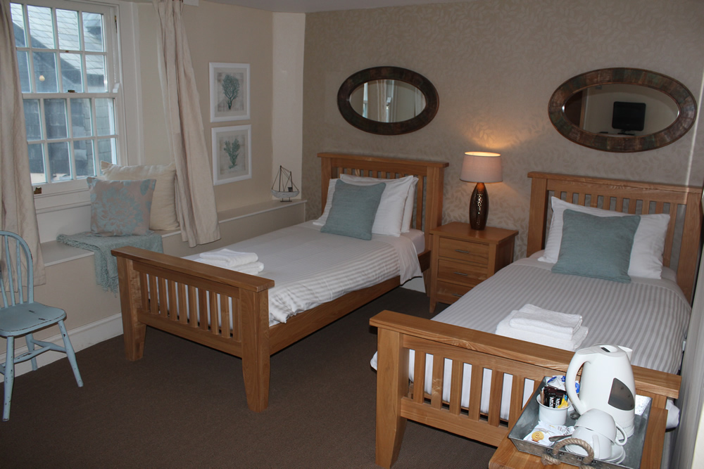 The Halfway House Inn, Kingsand