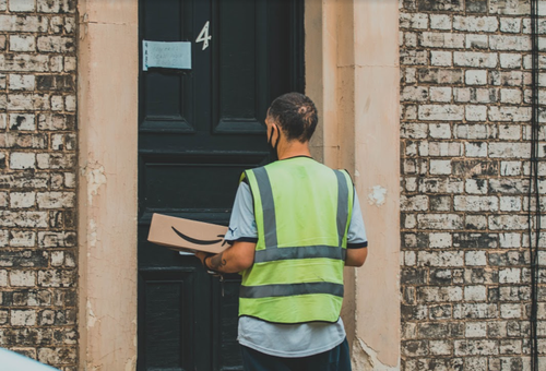 Choosing the Best UK Delivery Service for Your Company