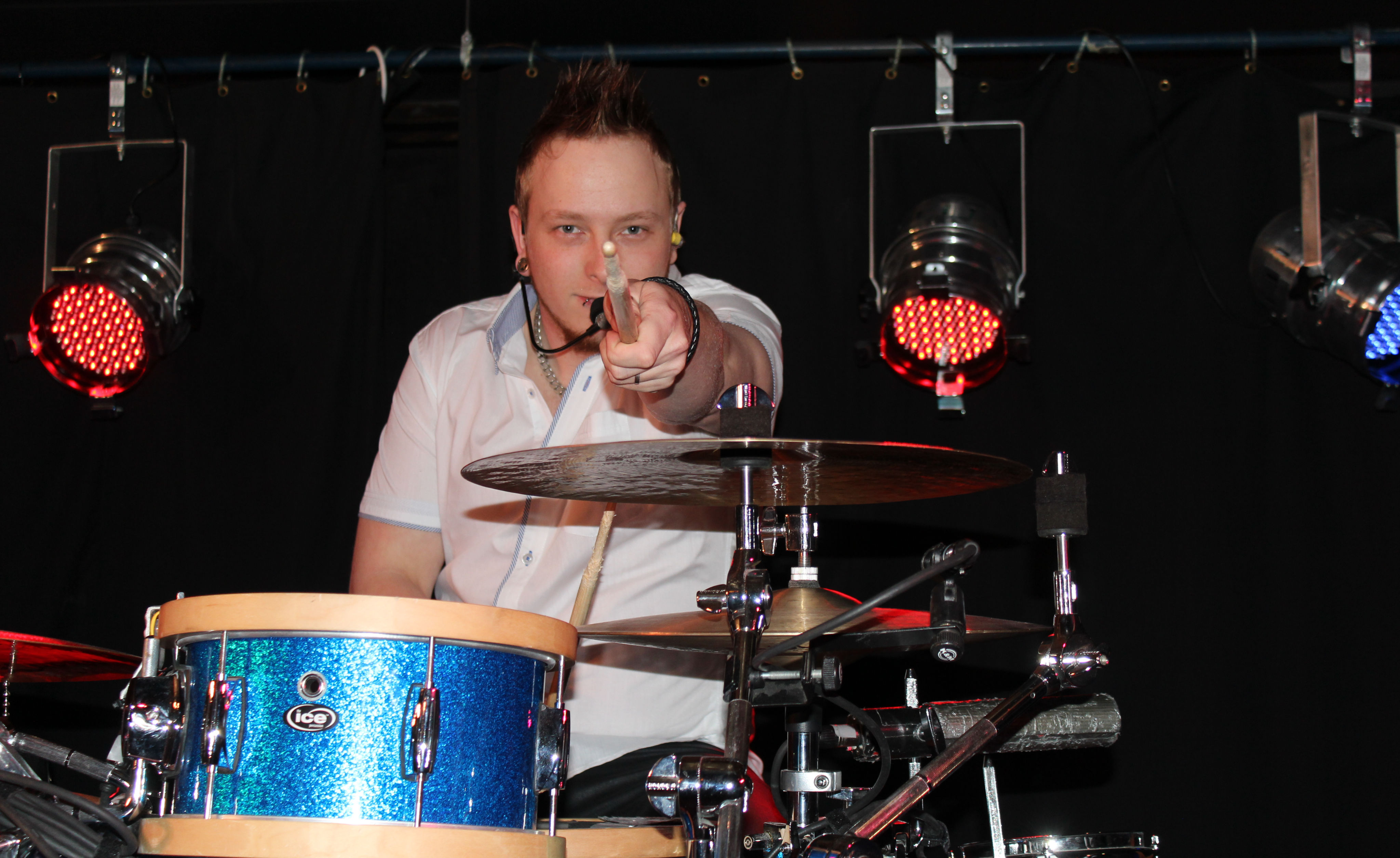 Jonathan Nöjd blir ny trummis i Titanix