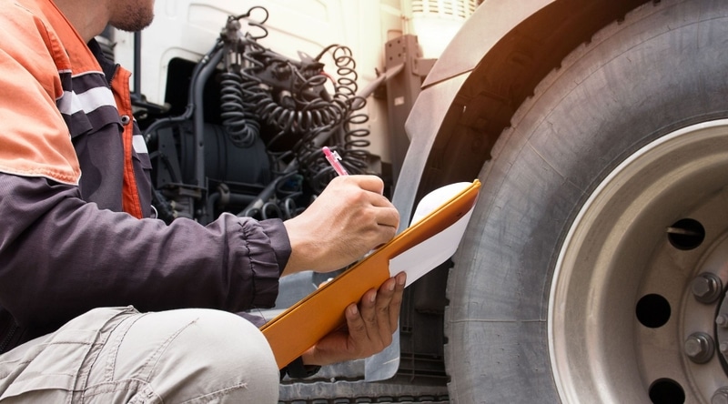 Semi Truck Preventative Maintenance Schedule & Checklist