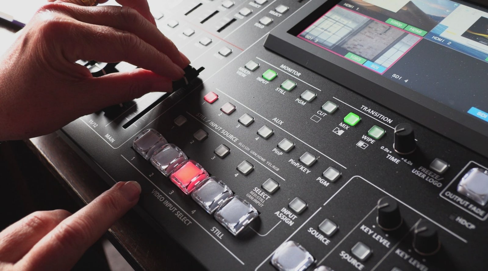 Evolution Studio Live