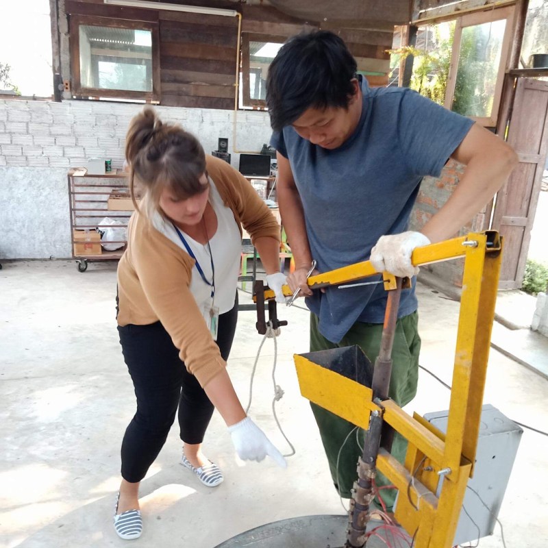 Precious Plastic Mono workspace