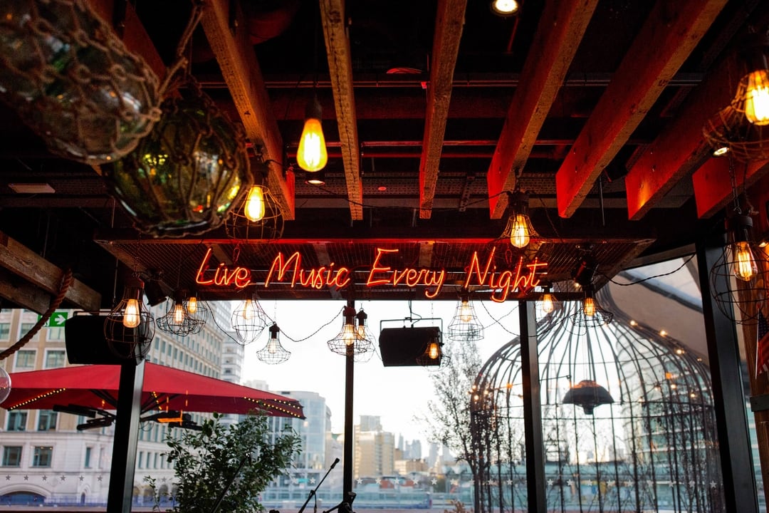 Big Easy | Bar.B.Q & fresh lobster restaurant