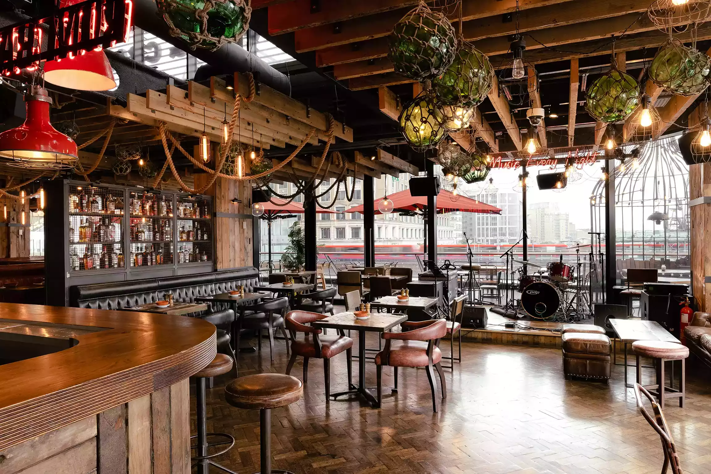 Big Easy | Bar.B.Q & Crabshack | Canary Wharf